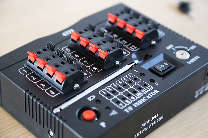 12 Cue Pro Firing System | Wireless Fireworks